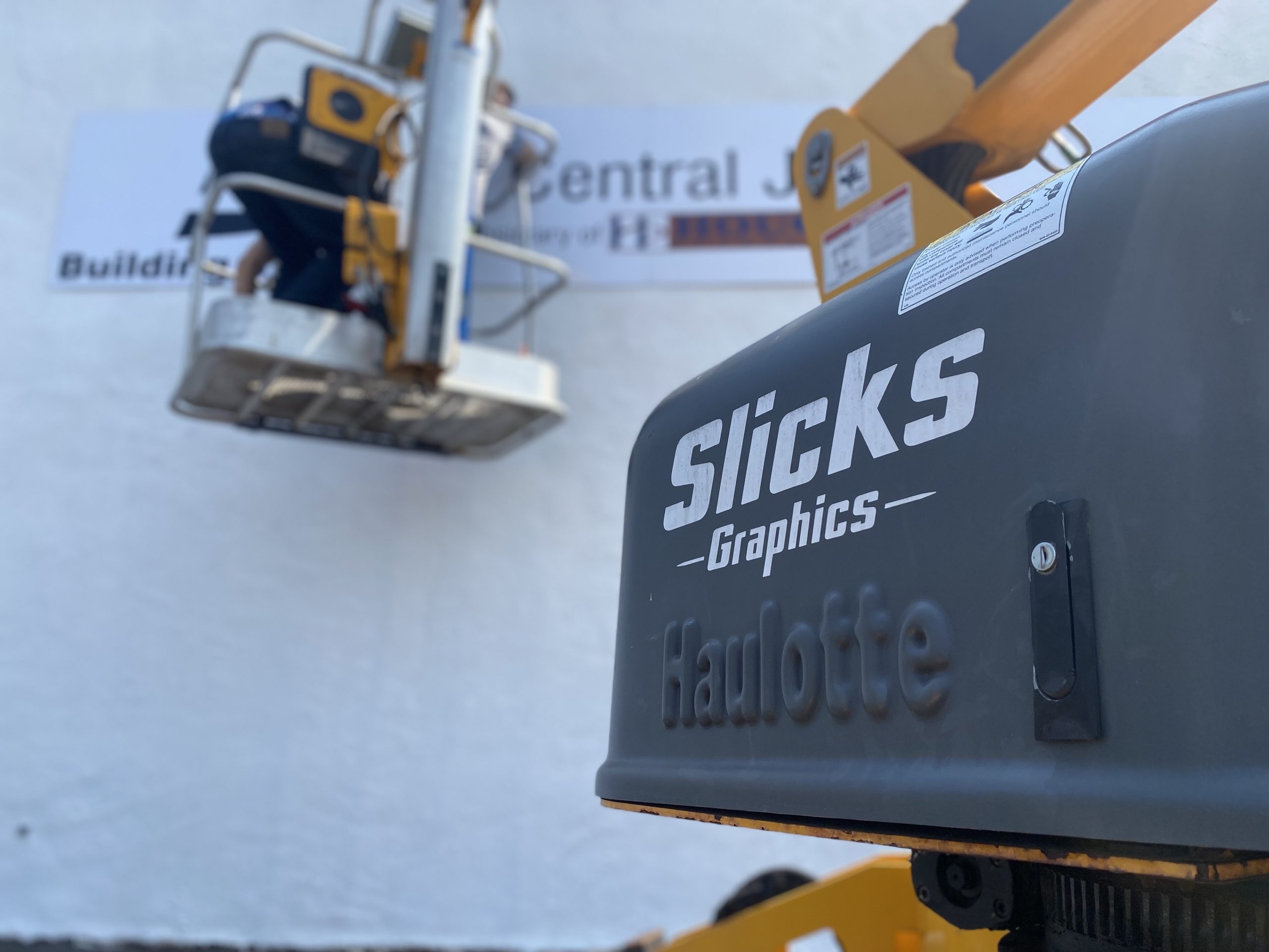 Contact | Slicks Graphics Inc.