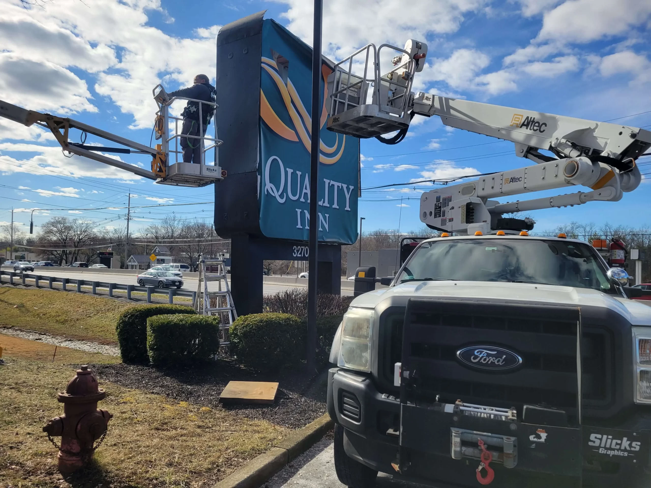 Sign Solutions Nationwide | Slicks Graphics Inc.